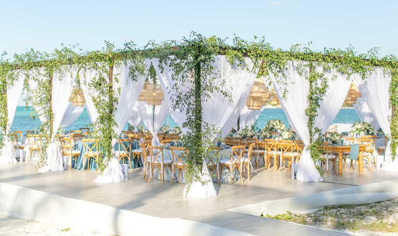 A Romantic Bahamian Wedding At Rosewood Baha Mar In The Bahamas